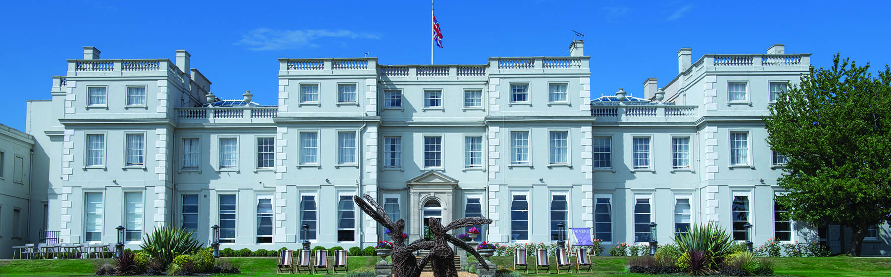 De Vere : Heritage revisitedThe best of old and new